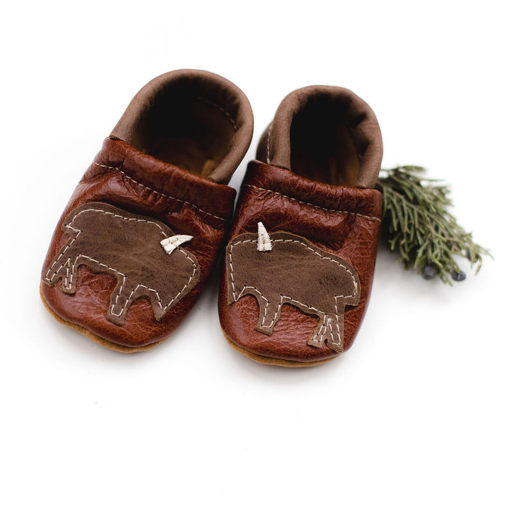 Shoes with Designs– Starry Knight Design